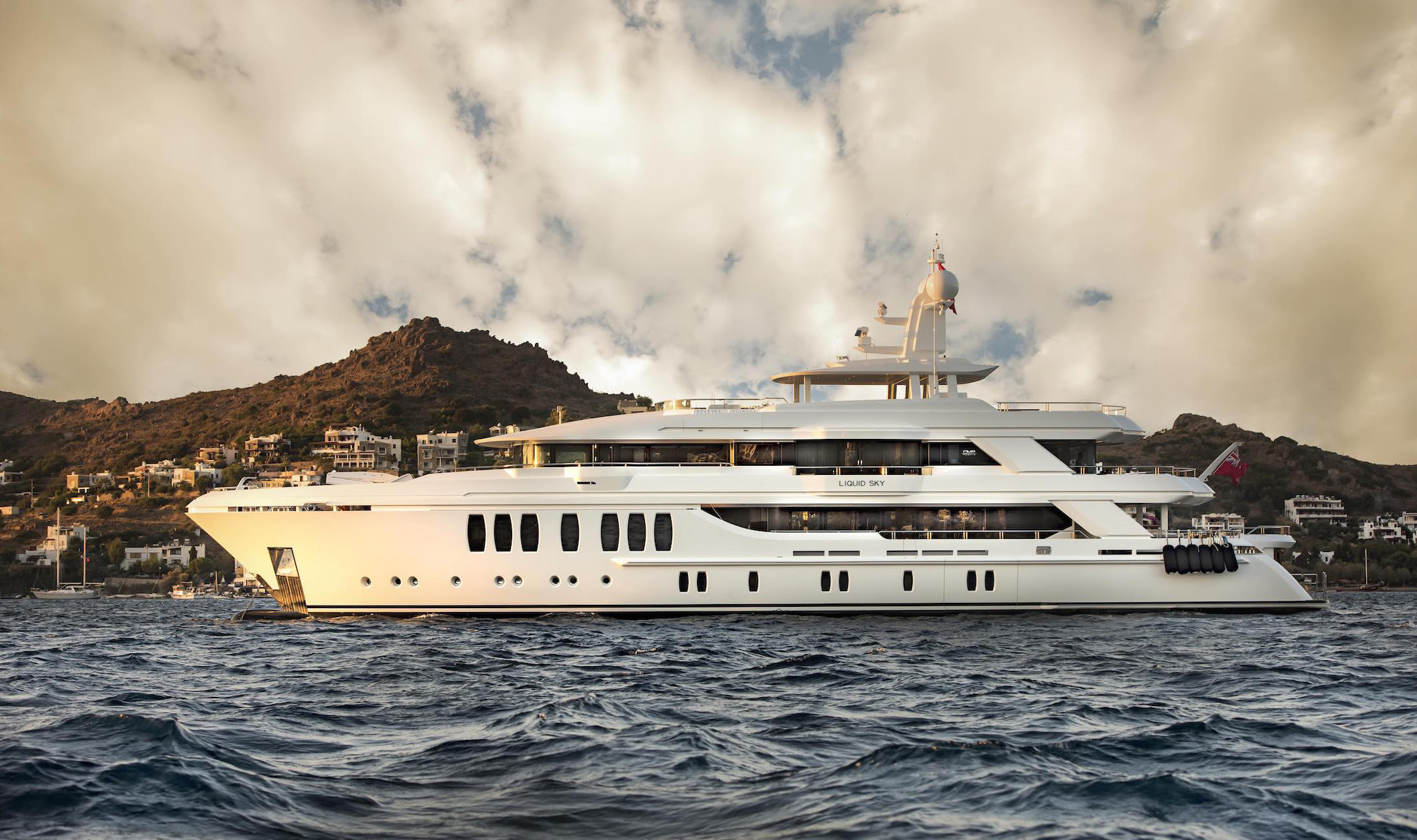 Liquid Sky | Royal Yachts